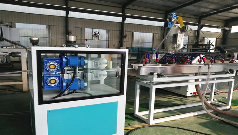 Plastic PVC Spiral Strengthened Soft Pipe Machine Production line