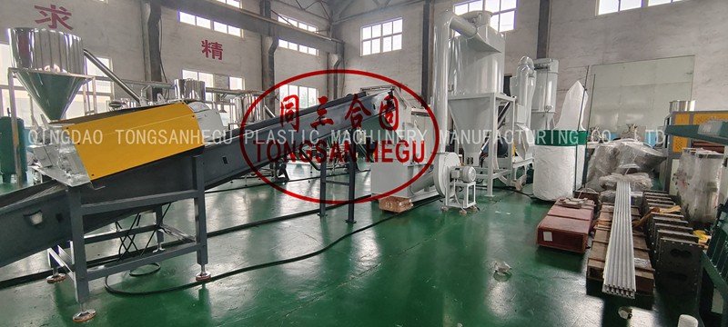 Wood Powder making machine inspected successfully by customer from germany