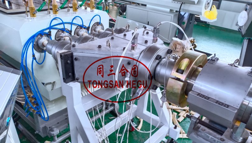 16-32mm Four cavity high speed PVC pipe extrusion line